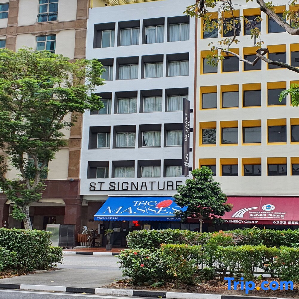 ST Signature Bugis Beach (max 12 hours stay between 9PM and 7AM) (SG ...