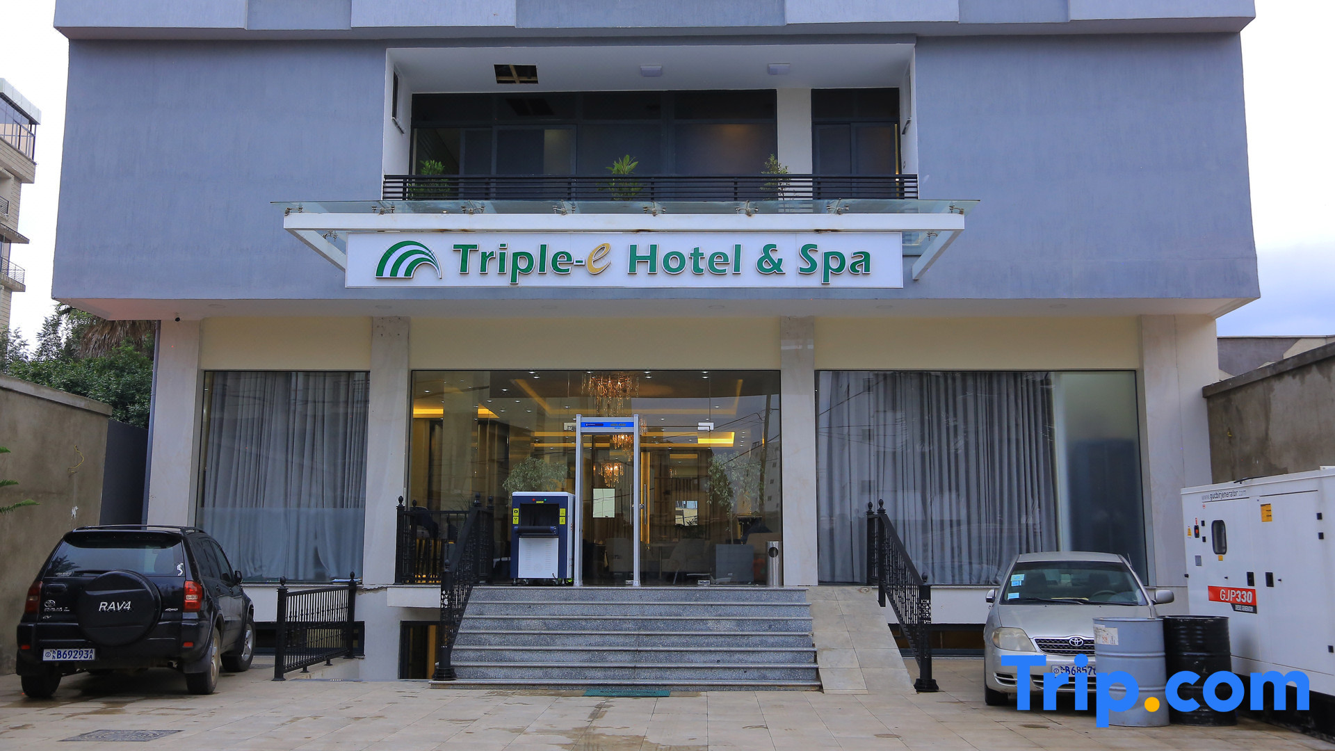 Triple-e Hotel and Spa【 2025年最新の料金比較・口コミ・宿泊予約 】 - トラベルブック(TravelBook)