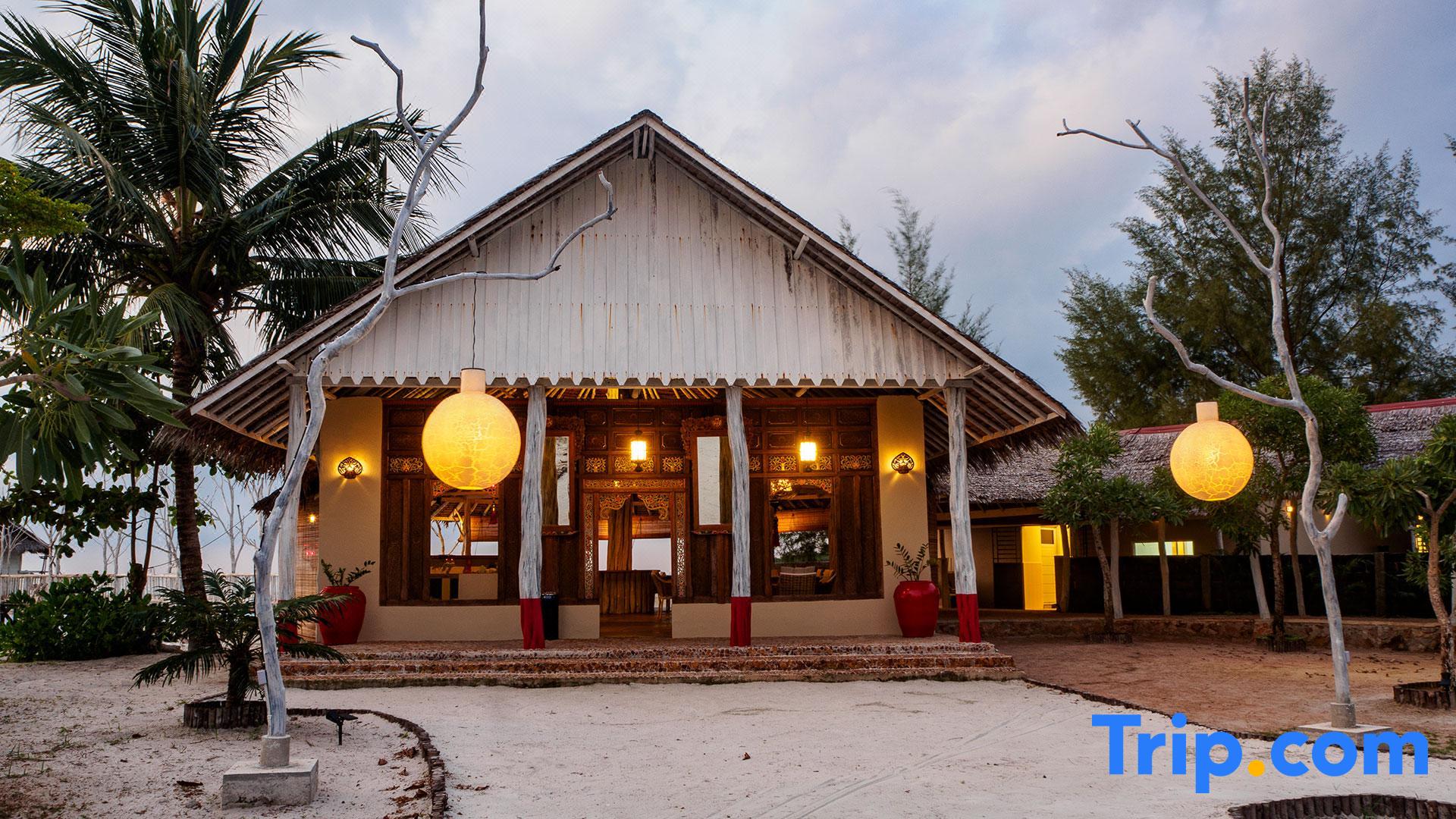 Roka Resort【 2025年最新の料金比較・口コミ・宿泊予約 】 - トラベルブック(TravelBook)